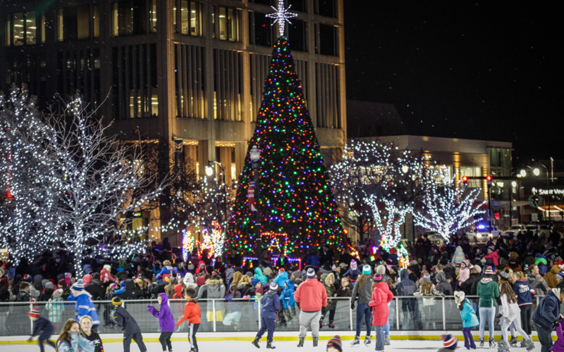 Holiday Season Kicks Off with Worcester Festival of Lights – The Spire